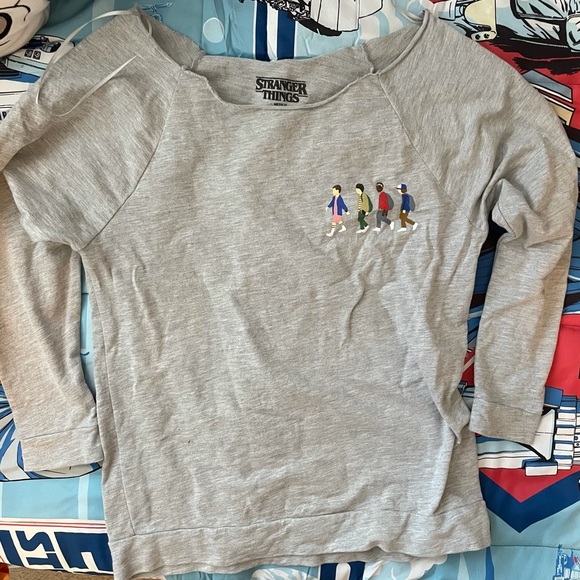 Netflix | Tops | Stranger Things Top Medium | Poshmark